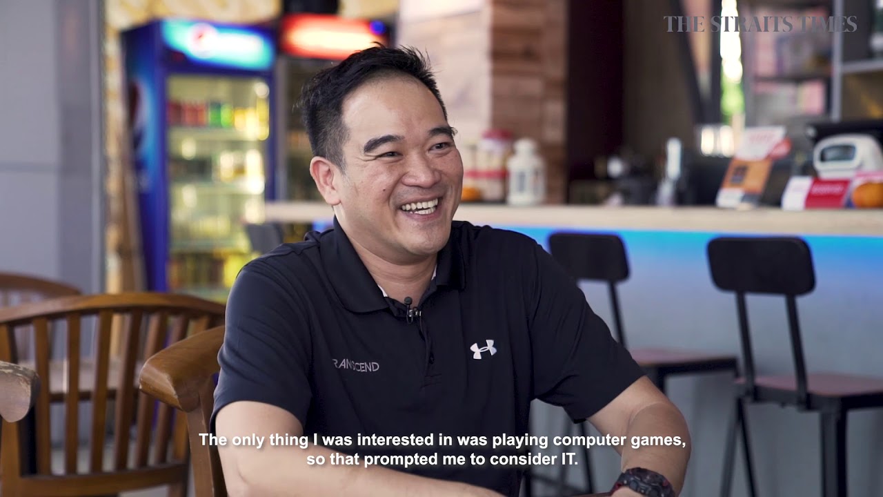 Turning Point: From bartender to tech company founder - YouTube