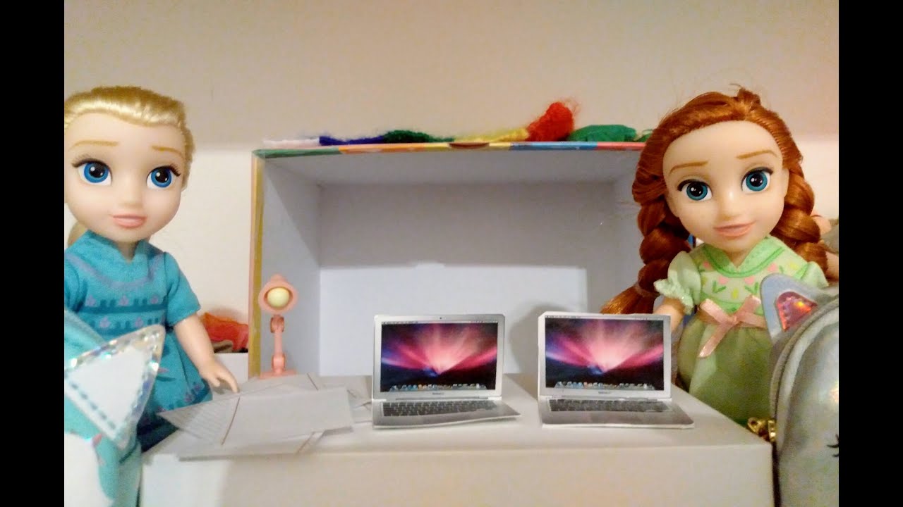 Elsa and Anna do homework and their bedtime routine - YouTube