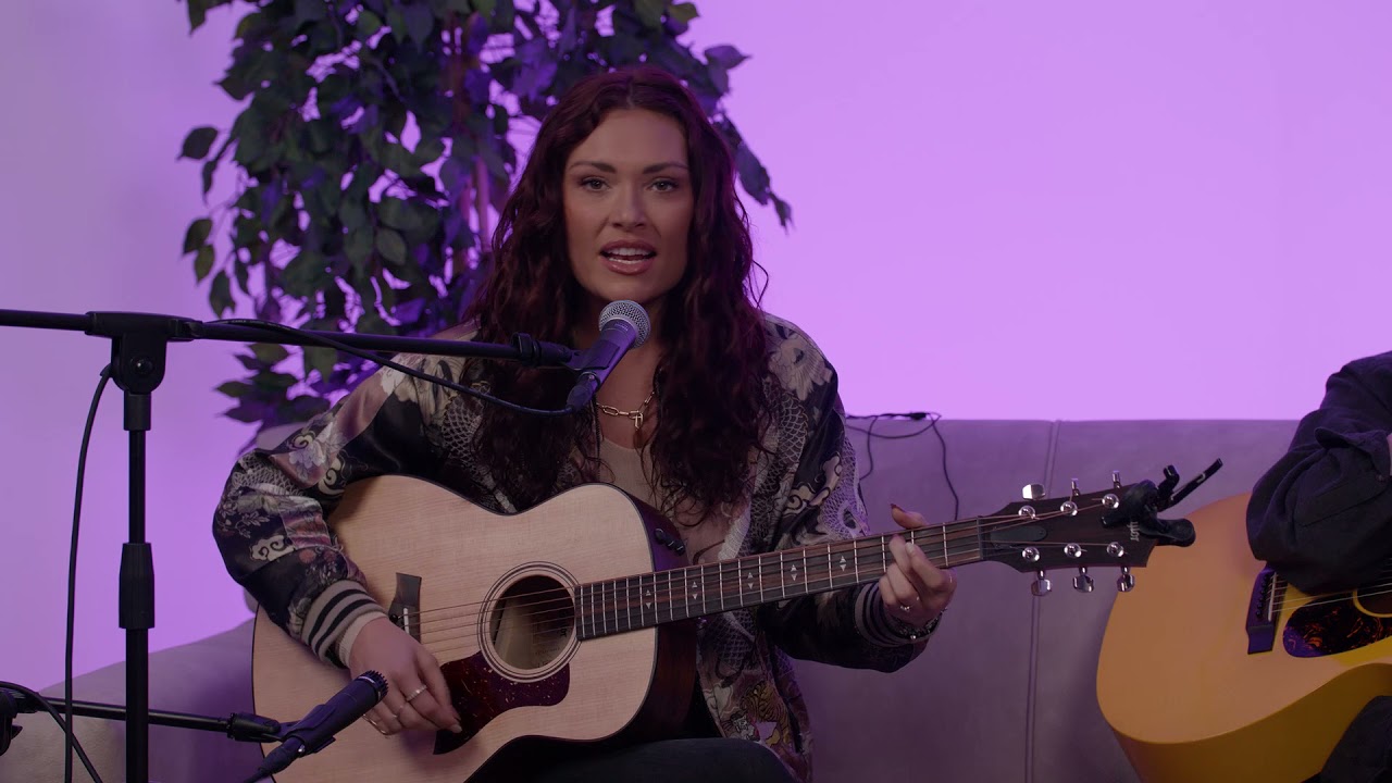 Kylie Morgan Performs Time For Myself LIVE | The Grind - YouTube