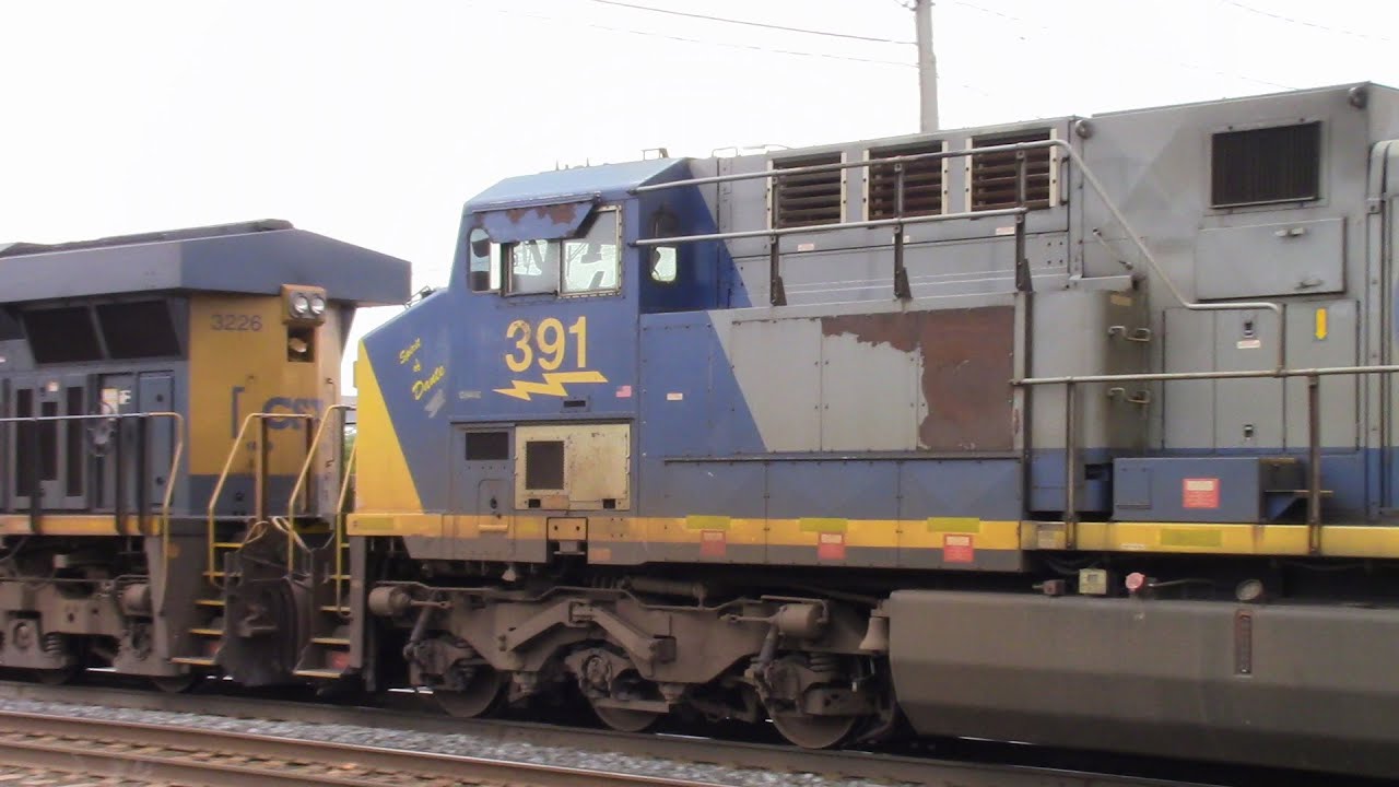 Lake Avenue Railfanning CSX Spirit Unit, NS C88 - YouTube