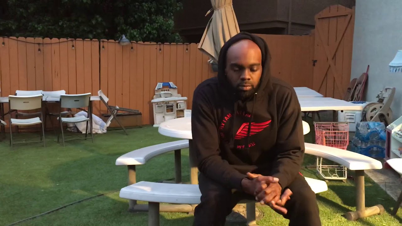 Wake n Bake sessions with Mac West!!! - YouTube