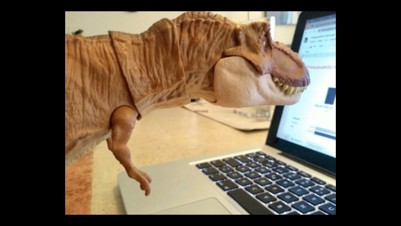 T Rex en Home Office | Error | Stop Motion - YouTube