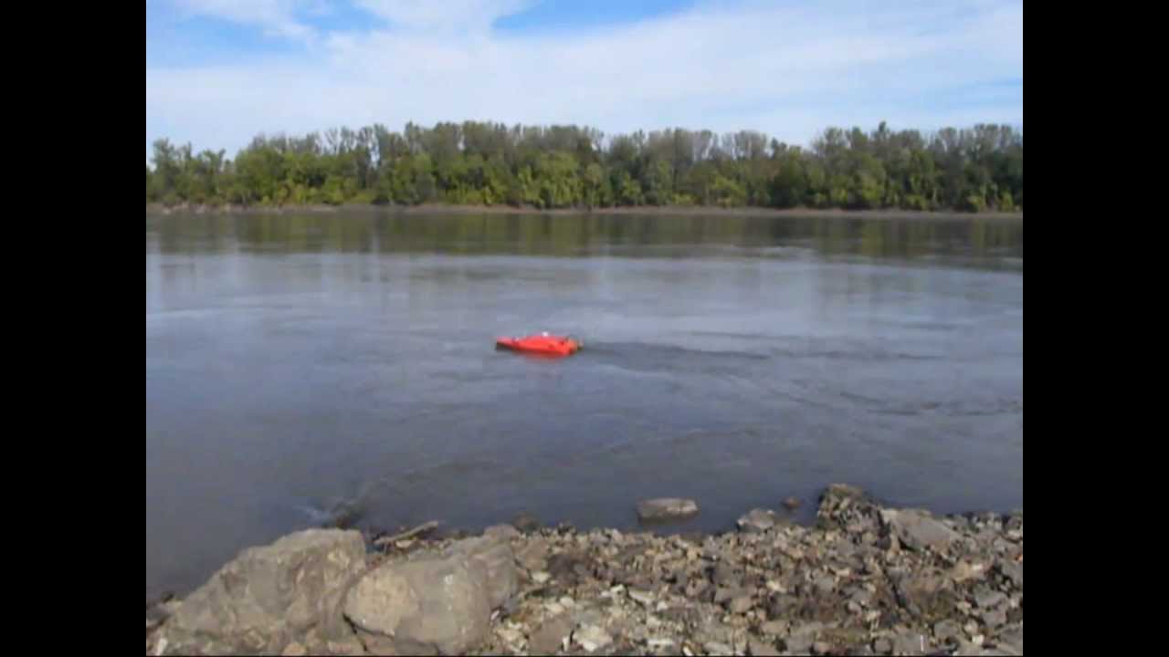 Oceanscience Q-Boat 1800P USGS Remote Discharge Measurement ADCP - YouTube