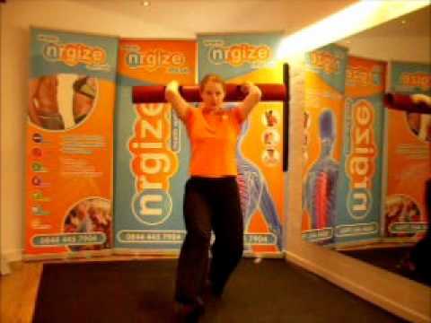 Vipr forward lunge with overhead tricep extension - YouTube