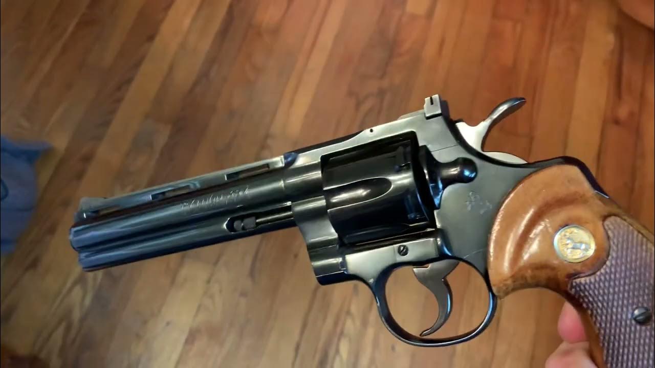Colt Python, 1969 blued Colt Python 357 - YouTube