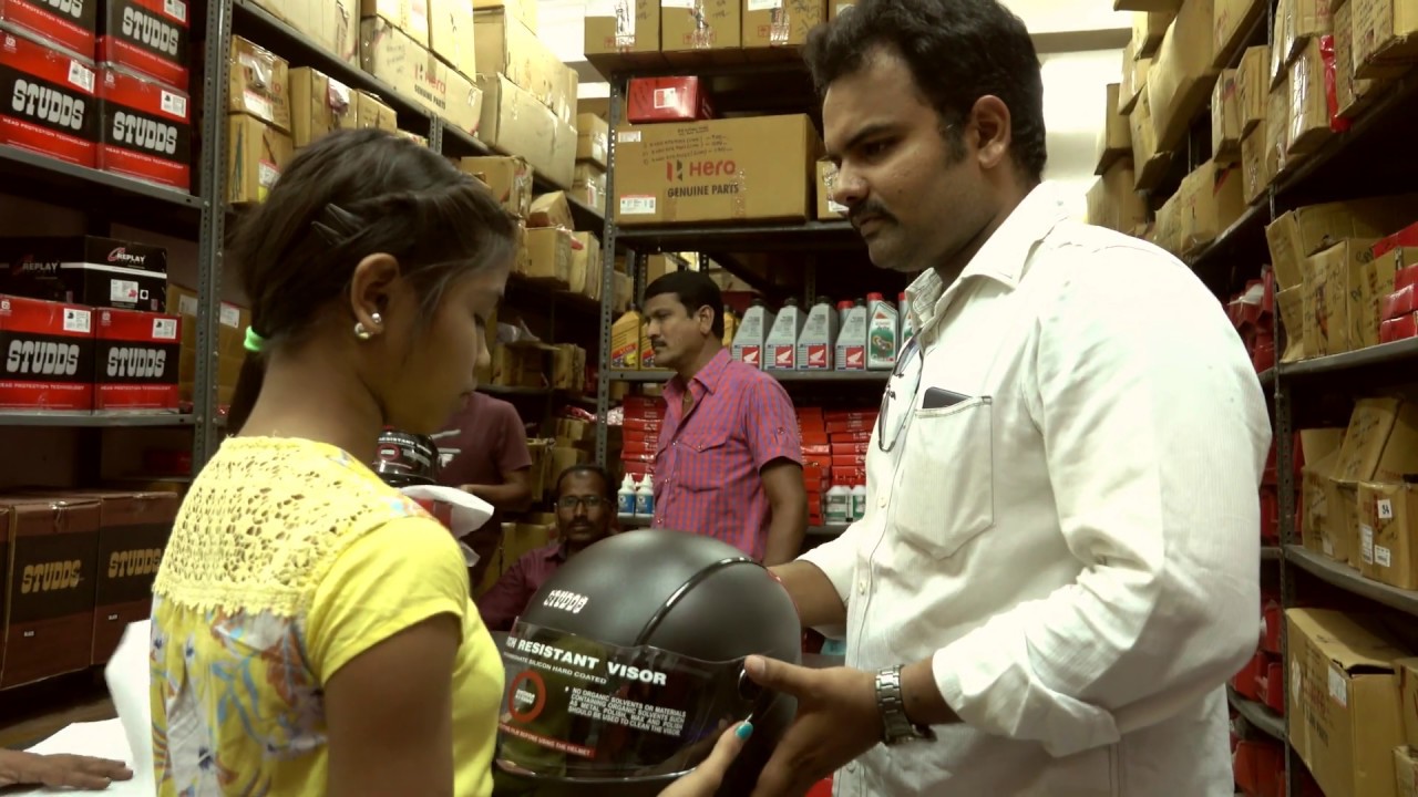 HELMENT| Fasiee| Guru Prasad| DSP Sunitha Mohan| Suryapet Police - YouTube