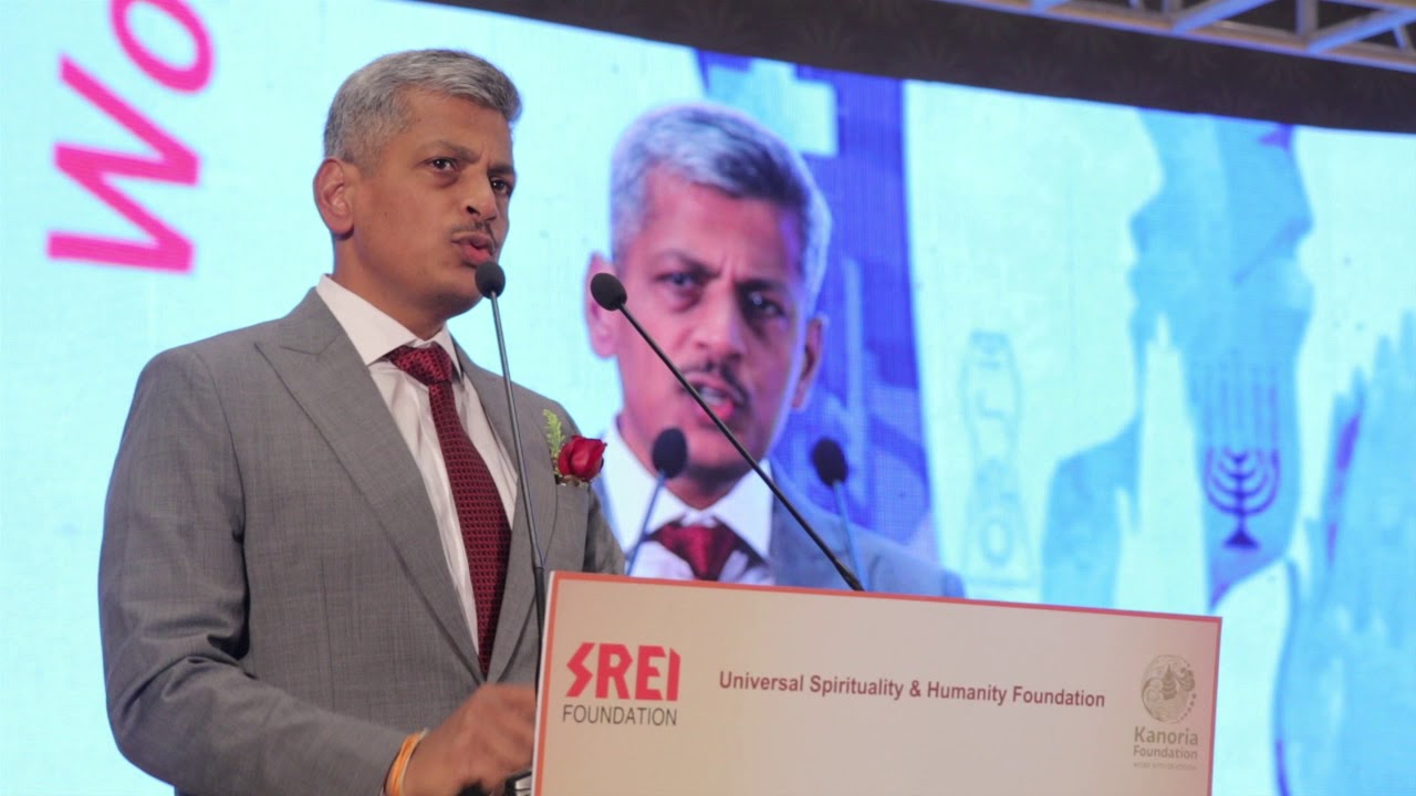 Shri. Sridhar Ranganathan, CEO, HELYXON Healthcare Solutions addresses ...