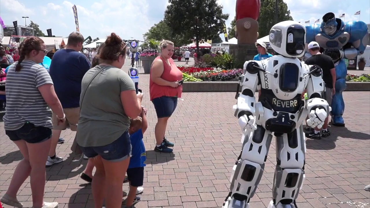 "Reverb" the Robot @ Ohio State Fair - Second spin driving the new ...