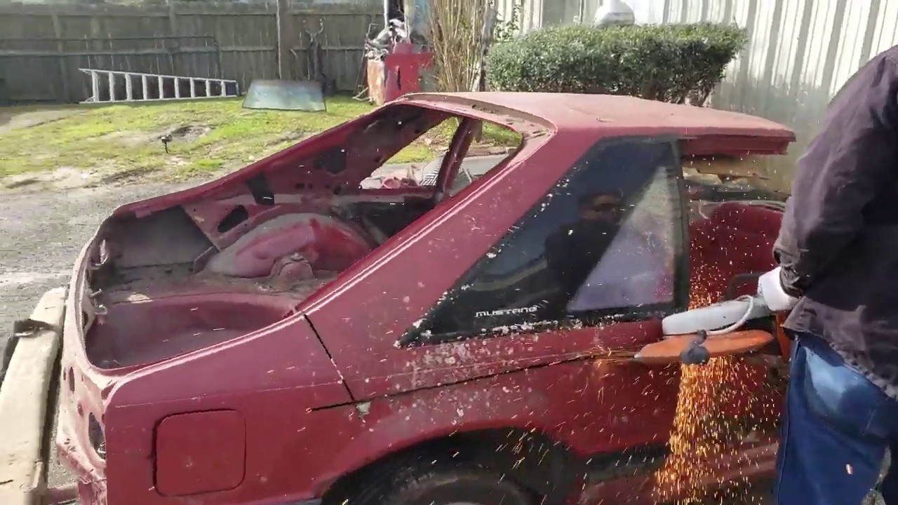 Fox Body Quarter Glass Removal! - YouTube