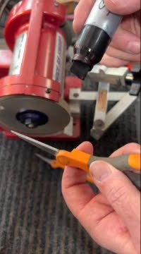 Sharpening Fiskars Micro-Tip Snips on the Twice As Sharp # ...