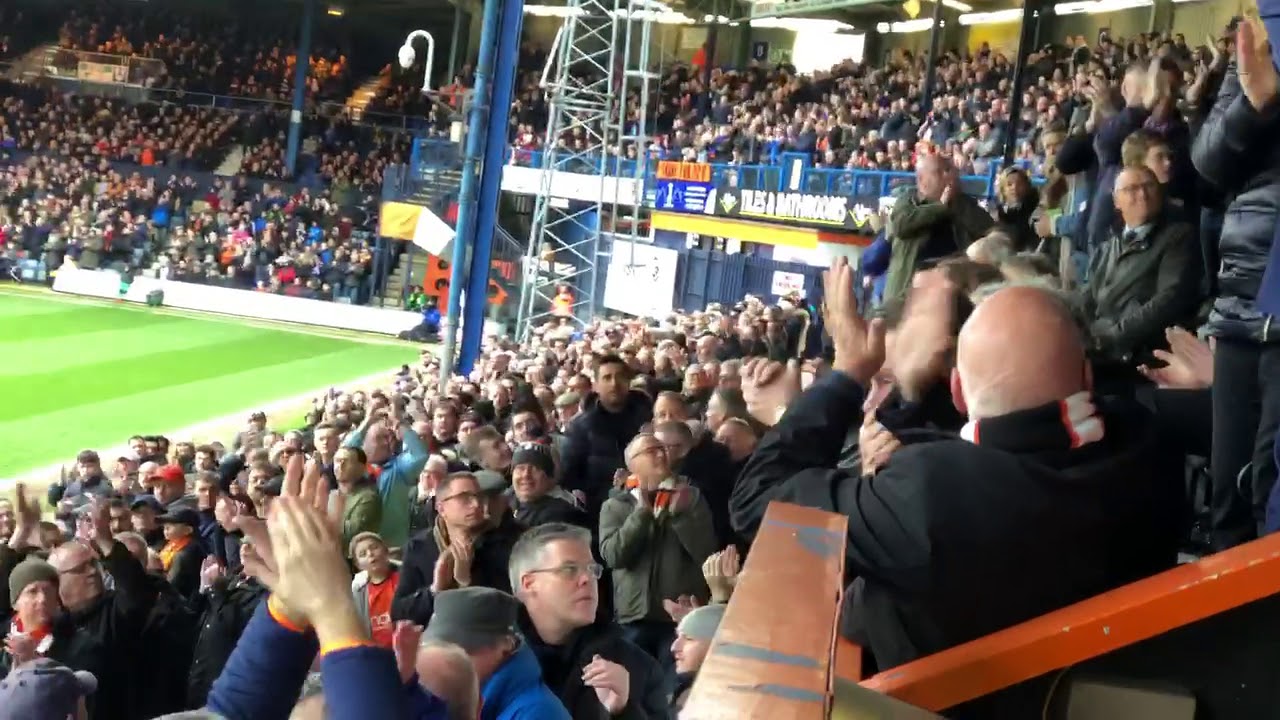 Luton Town fans applaud 2020 after historic Newlands Park decision ...