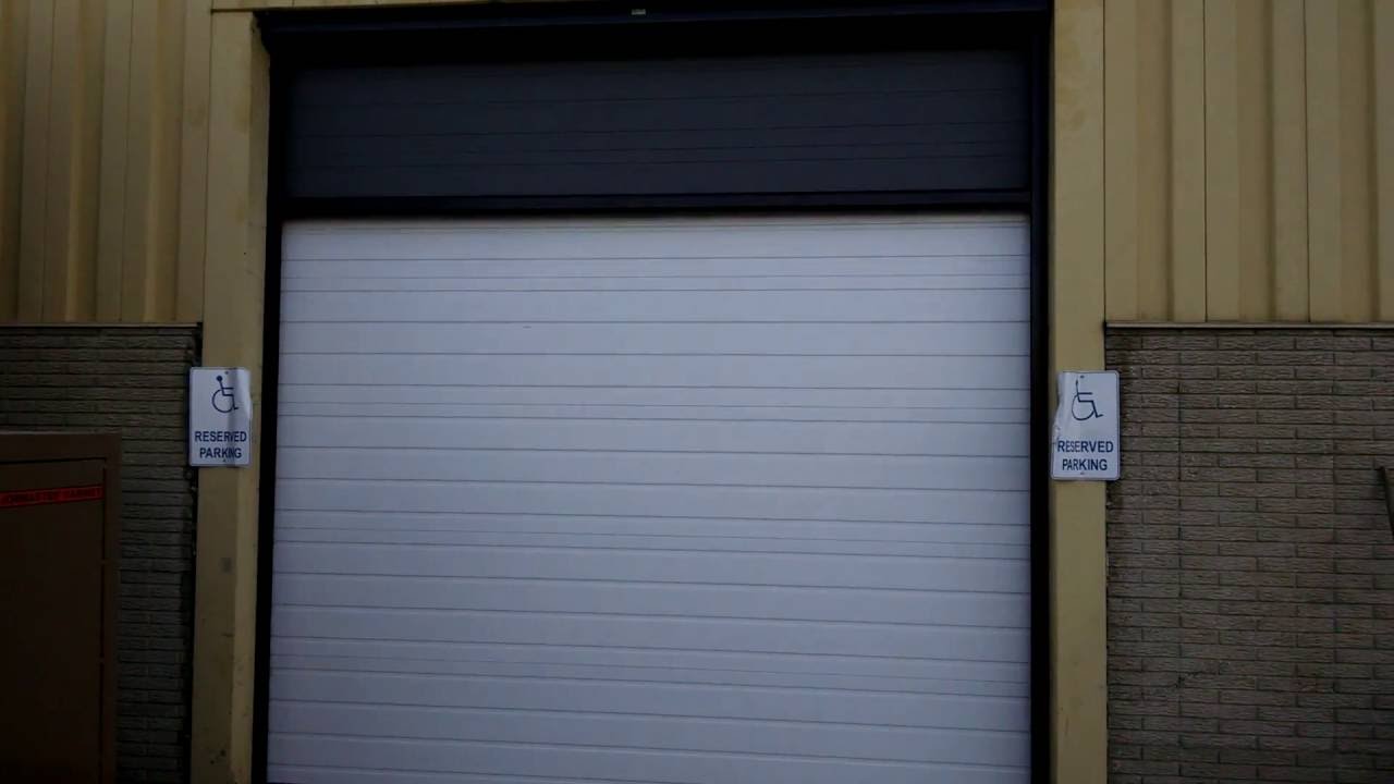 Mystic Electric Screens By Garage Plus - YouTube