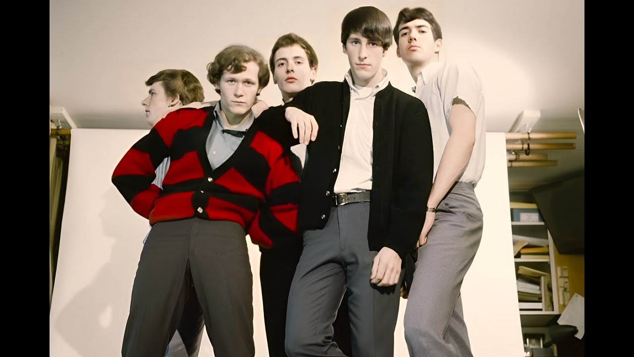 The Sonics - "Psycho" - YouTube