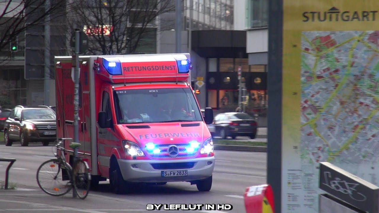 [GLEICHE KREUZUNG, GETRENNTE EINSÄTZE] FuStW Polizei BWL + RTW BF ...