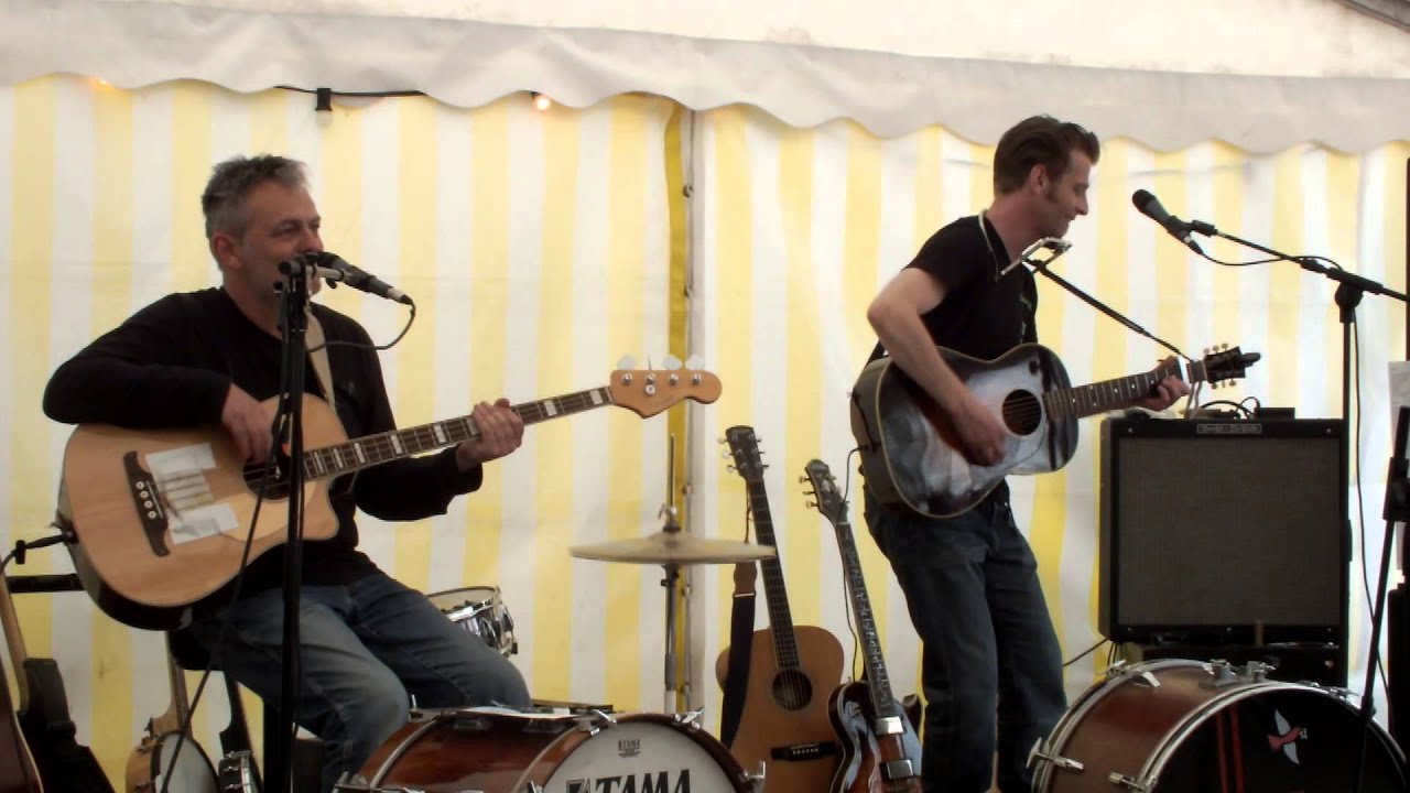 Jack Bottleneck en Johan Keus live in Harkema 02 - YouTube