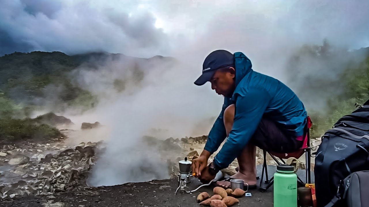 Boiling Lake of Inang Maharang, Manito, Albay - YouTube