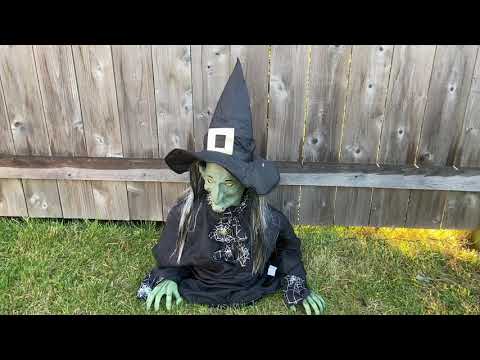 Animated 3.5ft Life-Size Ivana Getup Witch - Gemmy Halloween 2011-12 ...