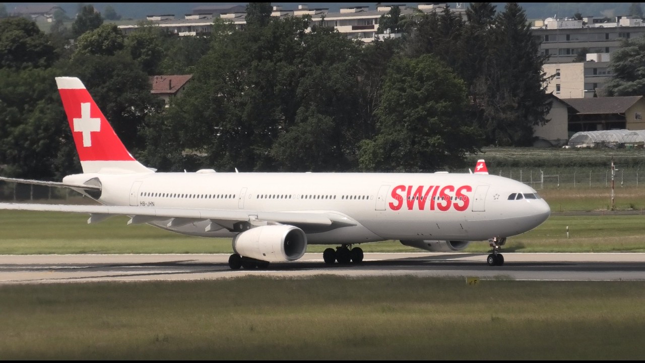 Swiss Airbus A330-343 HB-JHN Geneva Airport - YouTube