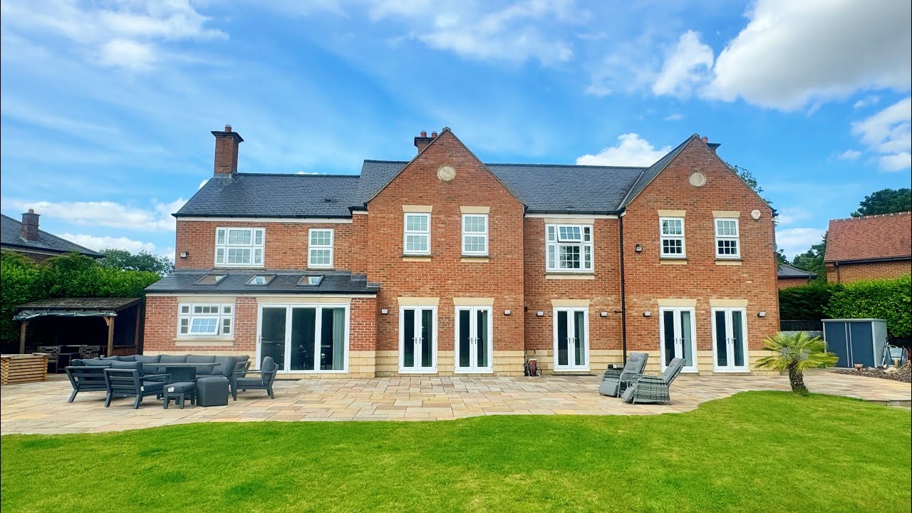 Holdernesse, Wynyard, TS22 5RY - YouTube