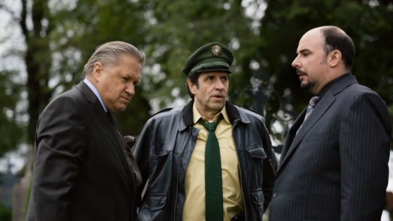 Hubert Und Staller S03 E09, Die letzte Ruhe - Staller kennt sein ...