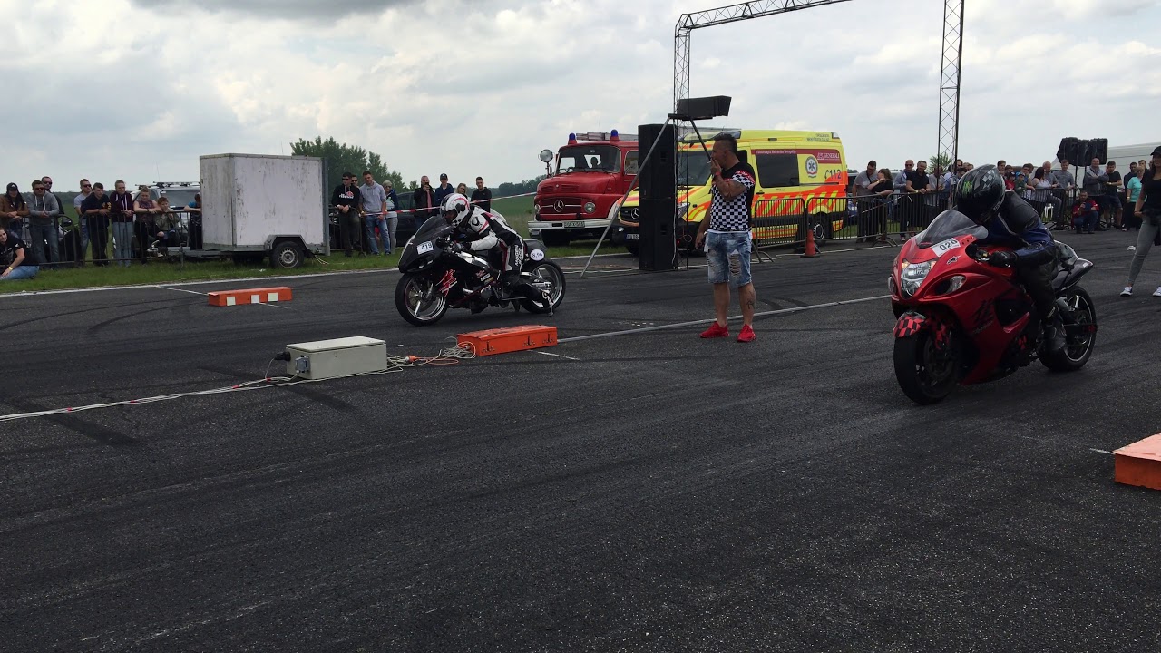 Suzuki Hayabusa 1300 cafe racer vs Suzuki Hayabusa 1300 - 1/4 mile drag ...