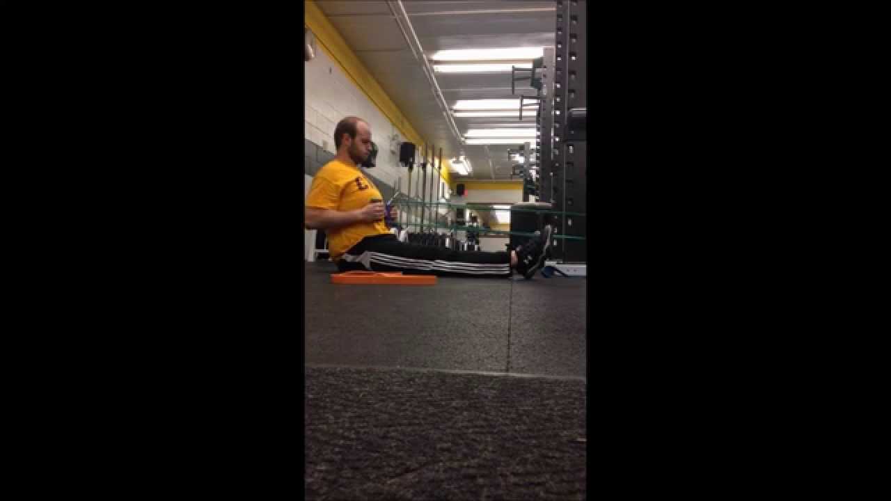 How to: Resistance Band Low Row with #FatGripZ - YouTube