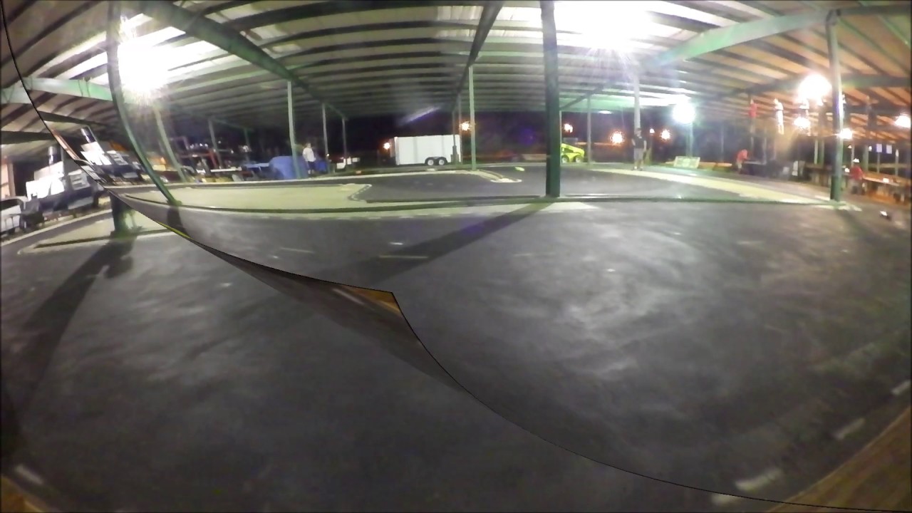 17.5 touring cars at SS raceway - YouTube