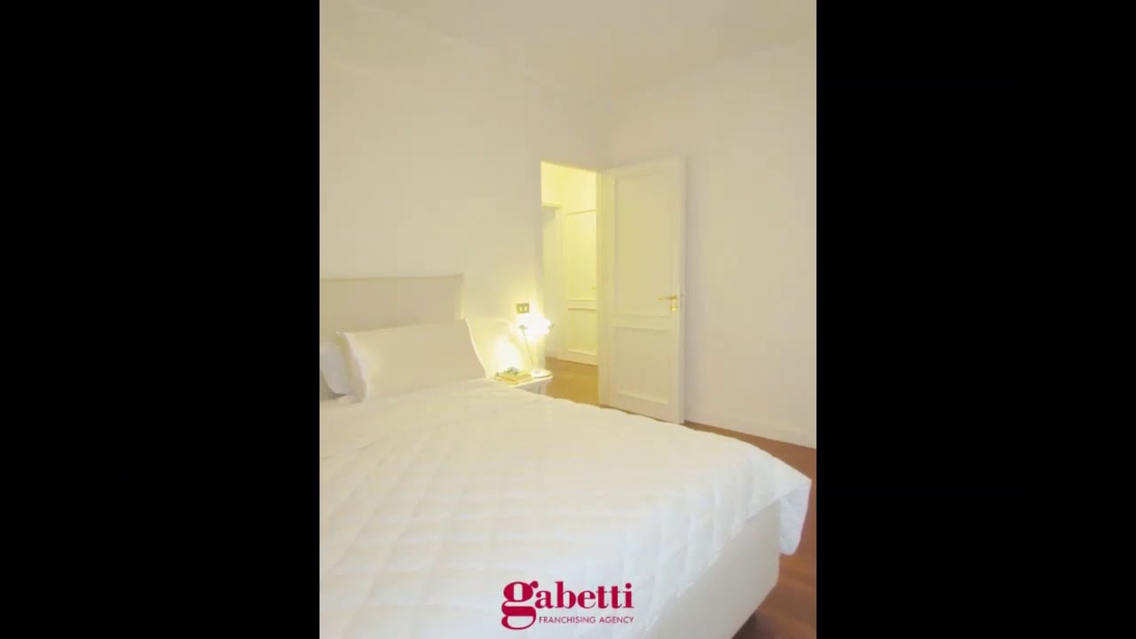 Lecce - Via Merine - Primo Piano Ristrutturato con Box - YouTube