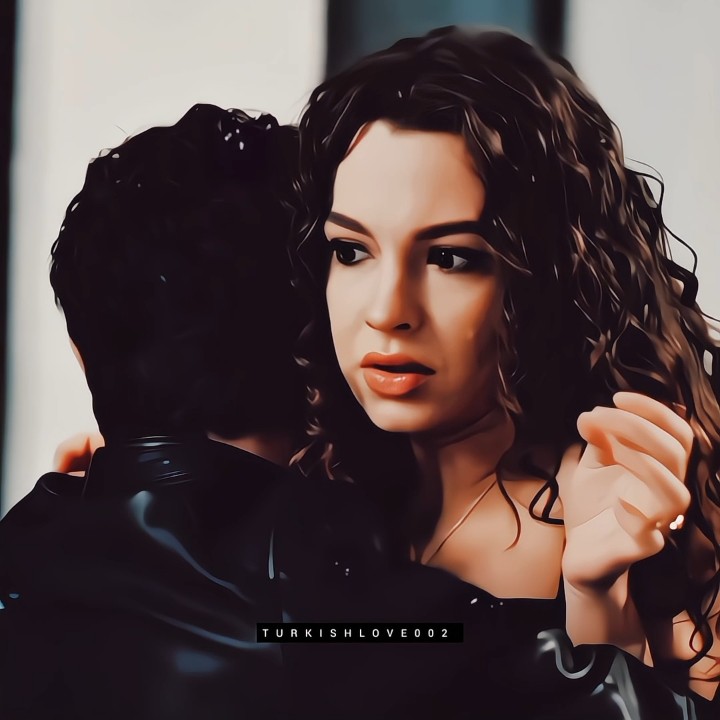 THE WAY HE HUG HER 🤍 🖇️ #turkishlove002 #seyfer #turkishseries # ...