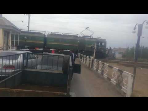Mingəçevir qatar yolu bağlanıb dava