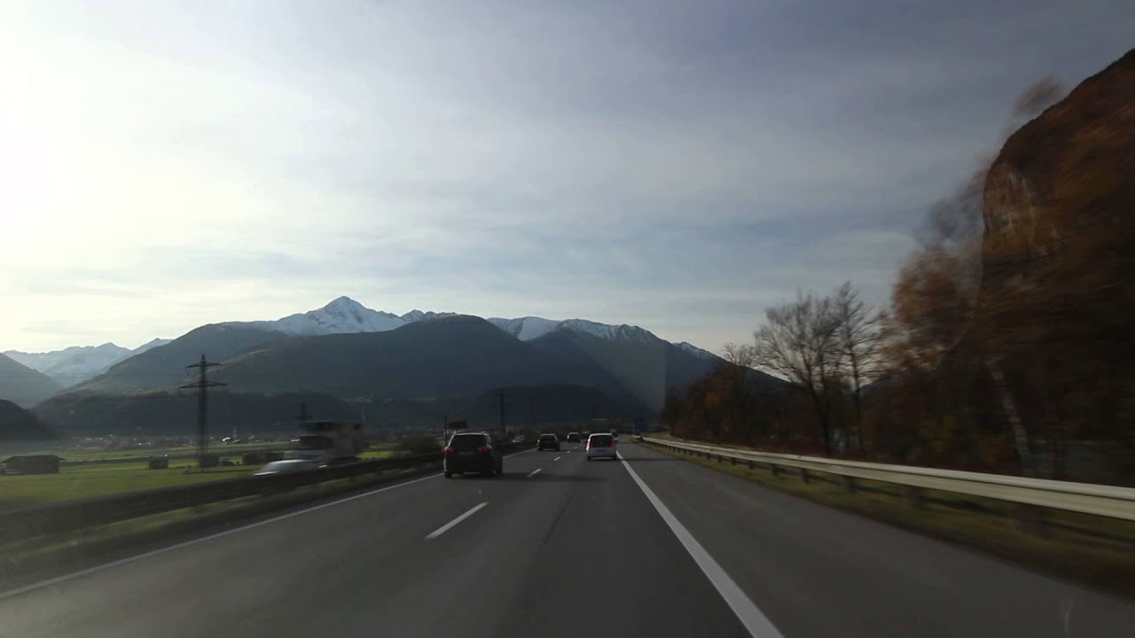 Fahrt auf der A12 von Innsbruck West nach Zirl - YouTube