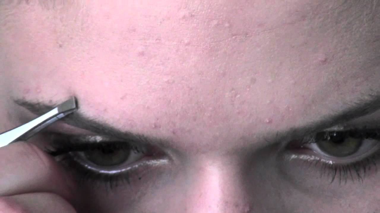 Hannah's Eyebrow Tutorial - YouTube