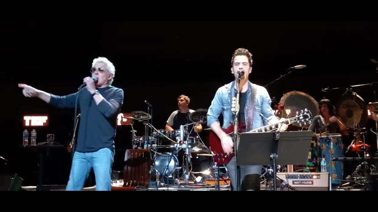"Substitute" - Roger Daltrey with Kelly Jones live @royalalberthall ...