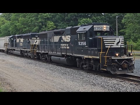 NS GP38-2 5356- NS SD40-2 3277 Battle Creek, MI B33 - YouTube