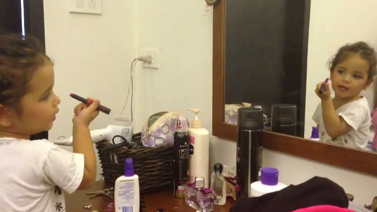 Laylabuddy | 3 Years Old | Kids Makeup Tutorial - YouTube