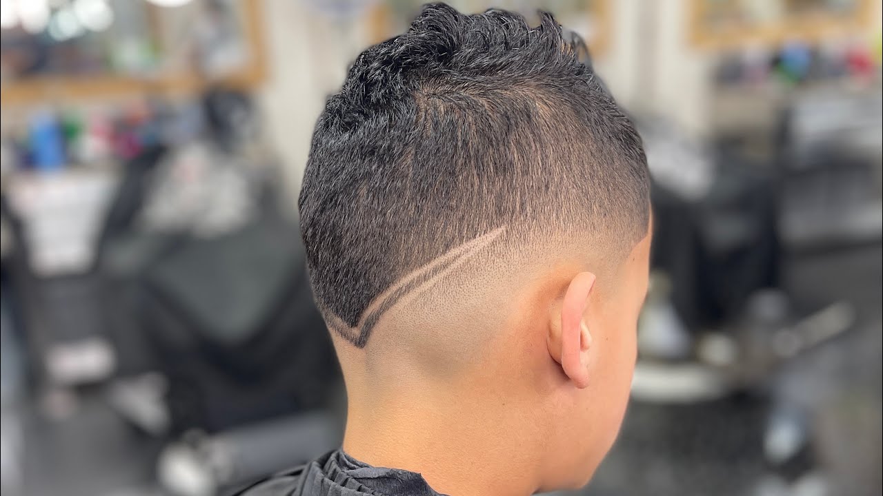 Low fade with V design - YouTube
