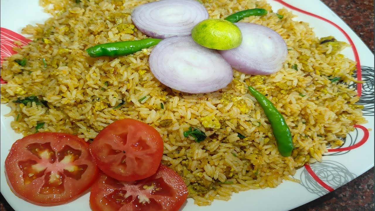 बचे हुए चावल से बनाएं गरमा गरम अंडा राइस Anda Rice Recipe | Indian ...