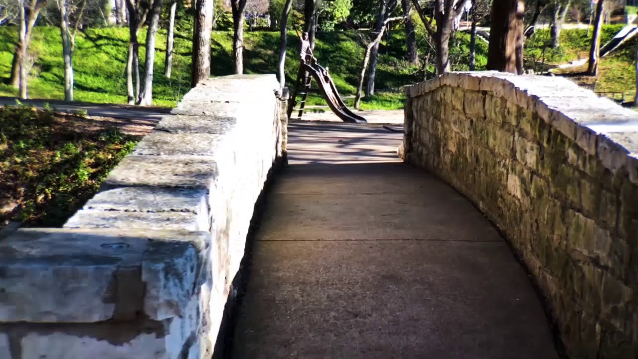 Best Parks in Dallas - Davis Park in Highland Park - YouTube