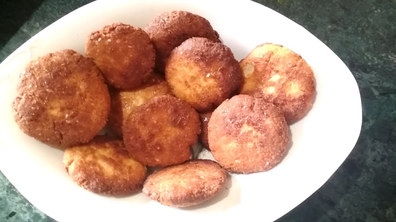 Super sweet Meethi Poori - YouTube