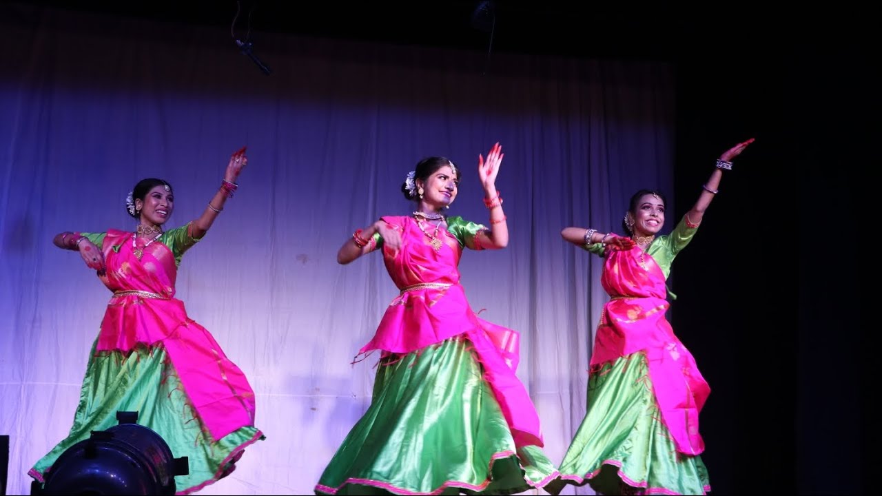 Dhadak And Manmohini Dance Cover Semi Classical Dance Youtube