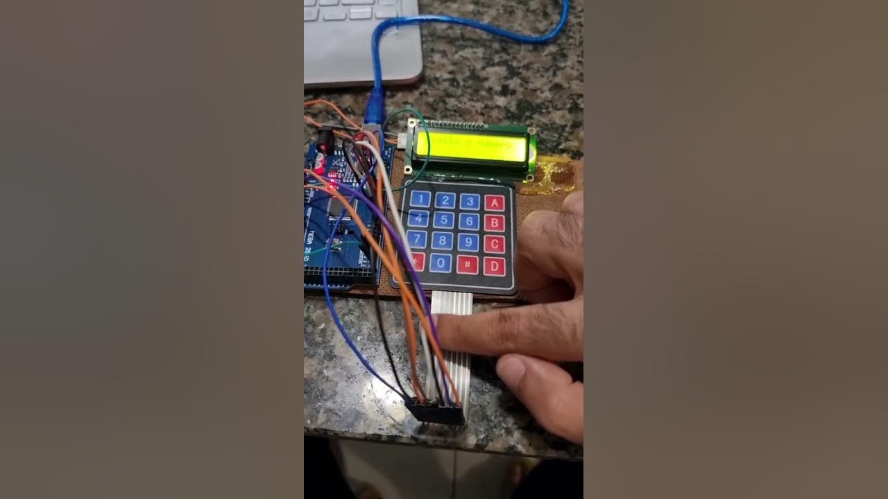calculadora com arduino - YouTube