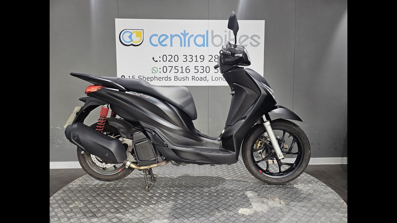 Piaggio Medley S 2024 - YouTube