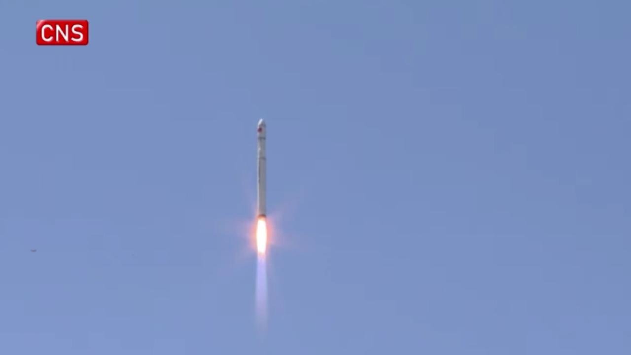 China's Long March-6C rocket makes maiden flight - YouTube