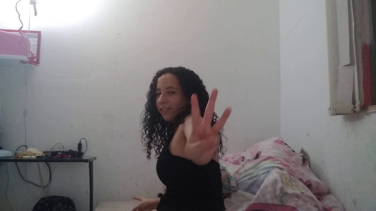 Brincando Com A Irmã Youtube