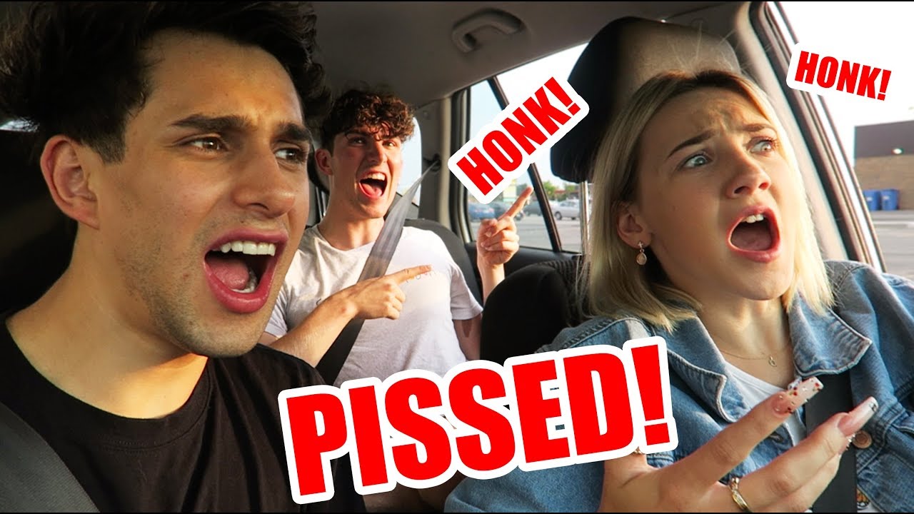 HONK AT ME PRANK ON SISTER! (DRIVE WITH ME) *SHE GETS MAD* - YouTube