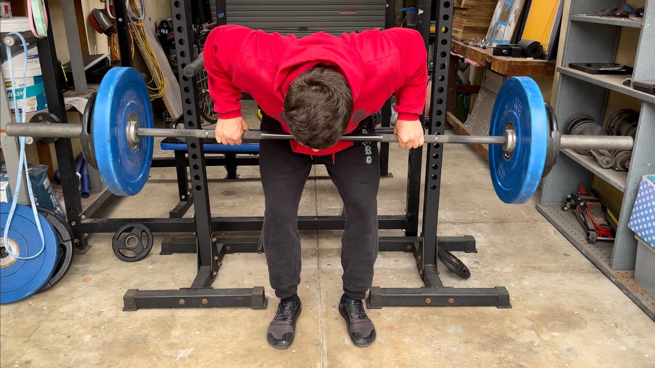 Squat everyday Day 1236: bad form rows - YouTube