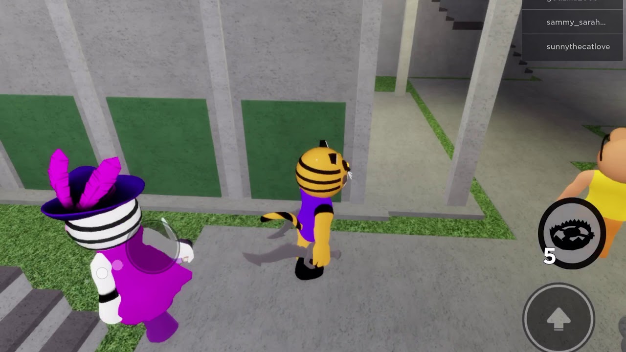 Playing piggy with tigry skin Roblox piggy - YouTube