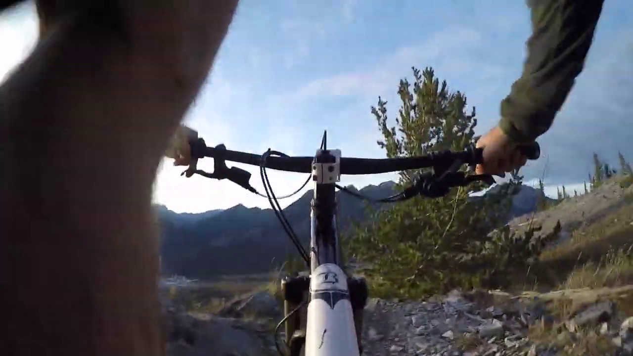 Razors Edge Mountain Bike Trail Quick Ride - YouTube