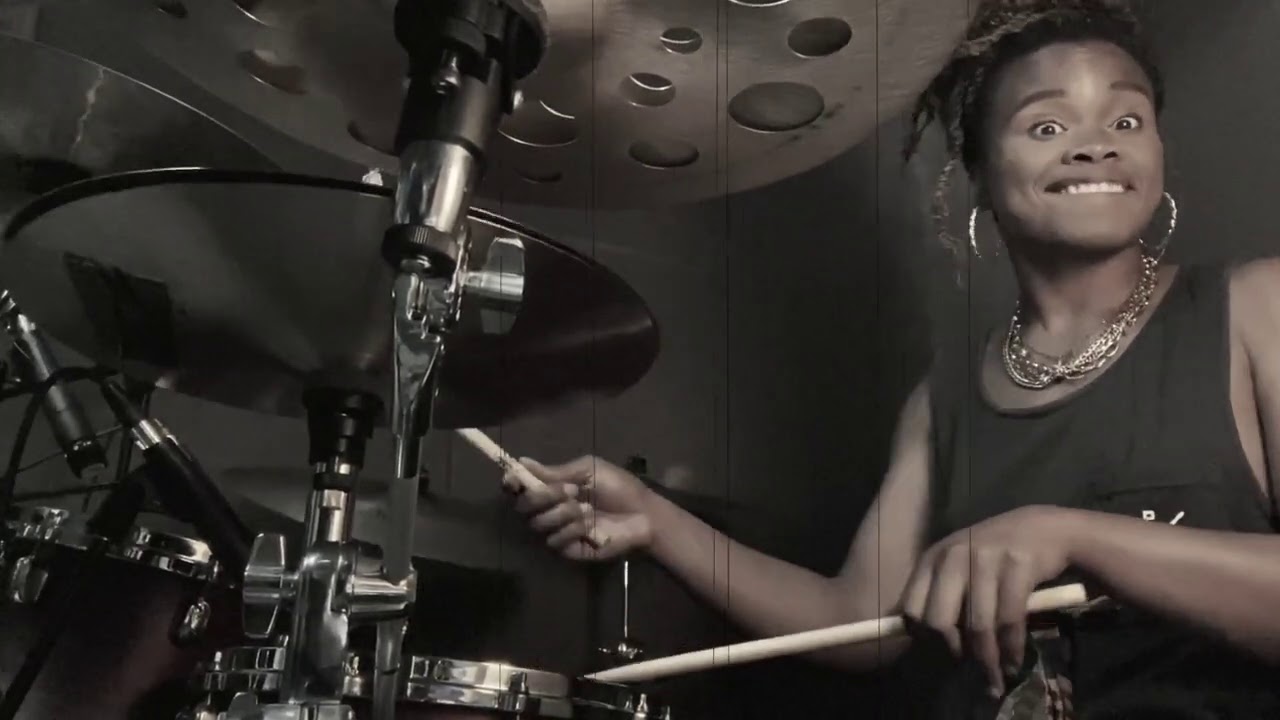 The Pocket Queen | BIGYUKI (In a Spiral) #PQRemix - YouTube