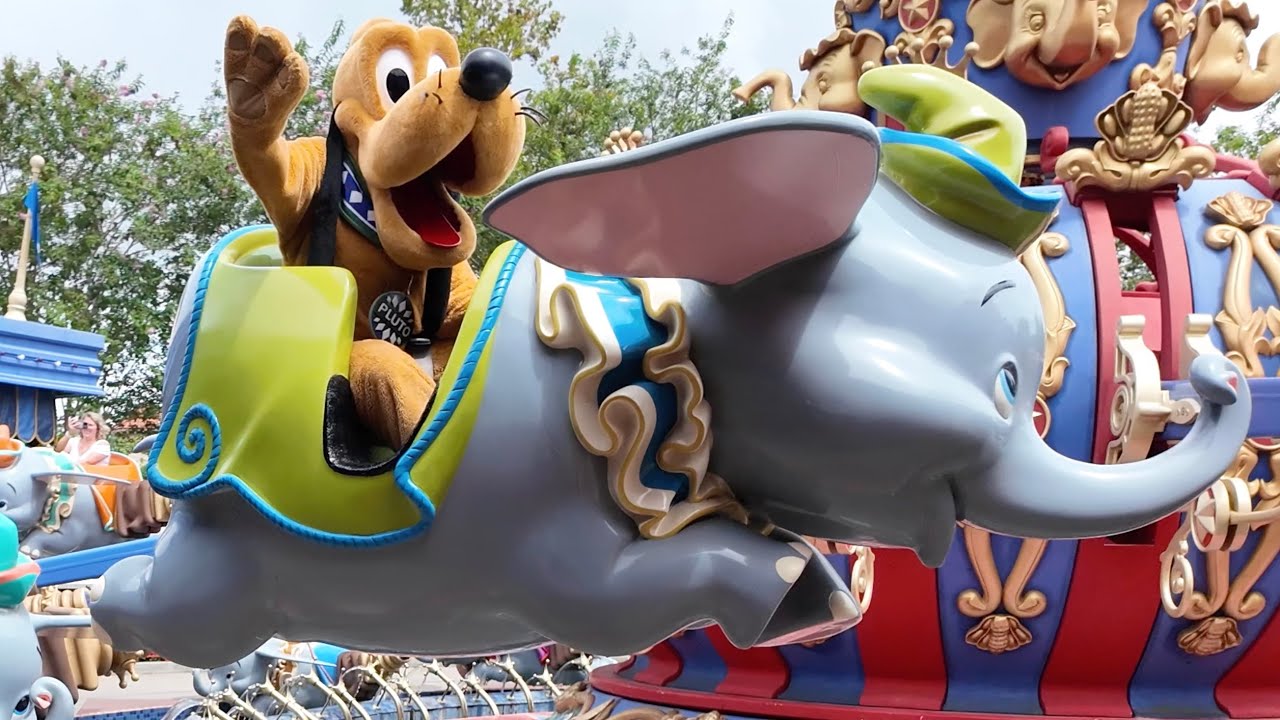 Flying with Pluto on Dumbo The Flying Elephant! | Magic Kingdom July ...
